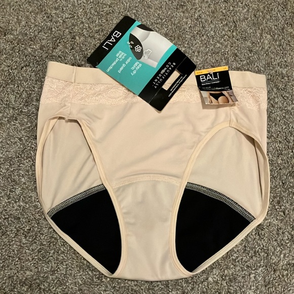 Bali | Intimates & Sleepwear | Nwt Bali Intimates Hicut With Leak ...